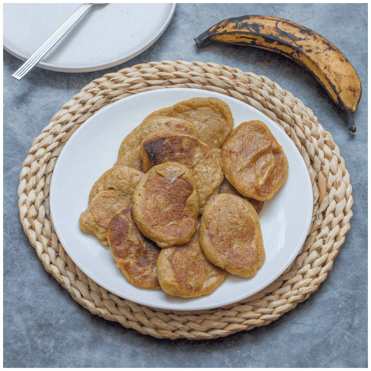 Yellow Plantain Porridge - That Girl Cooks Healthy
